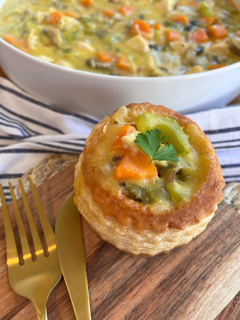 Chicken Vol Au Vents Recipe (Quick & Easy)